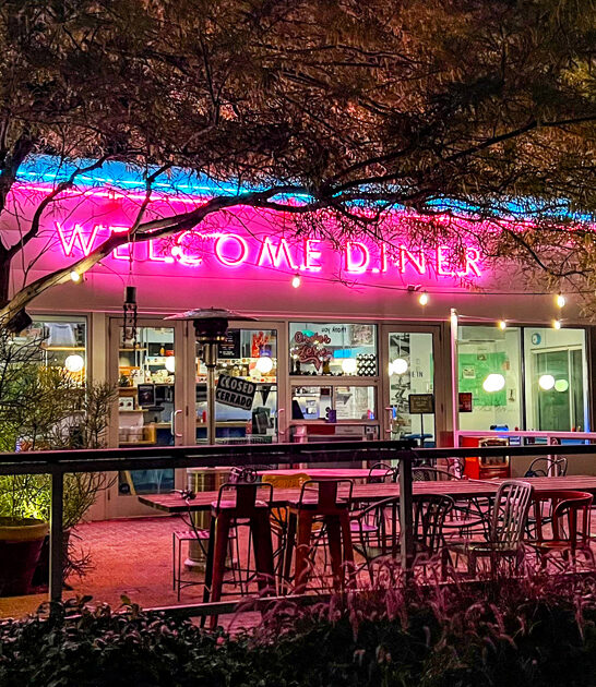 unassuming diner arizona ftr