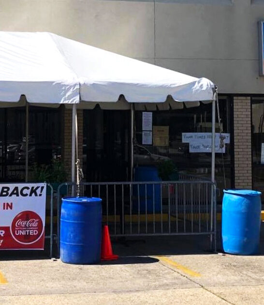 unassuming louisiana restaurant cake ftr
