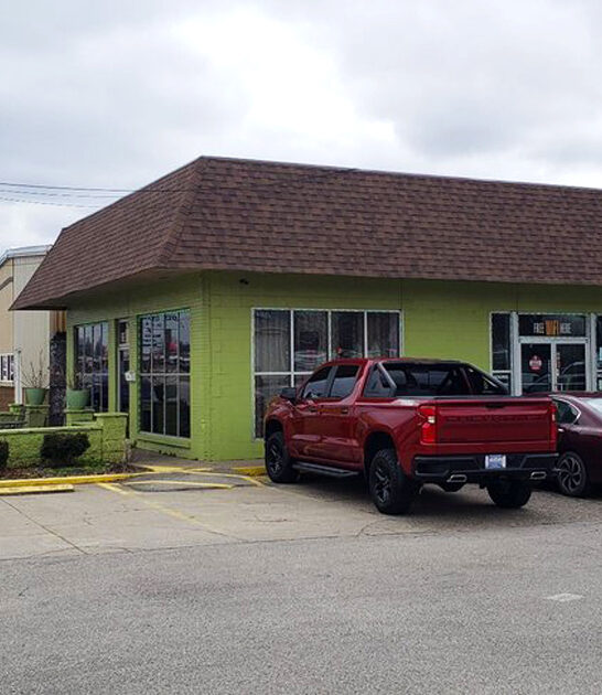 unpretentious shawarma deli kentucky ftr