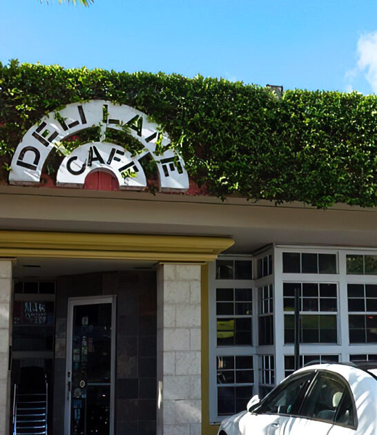 unpretentious tavern inviting florida ftr