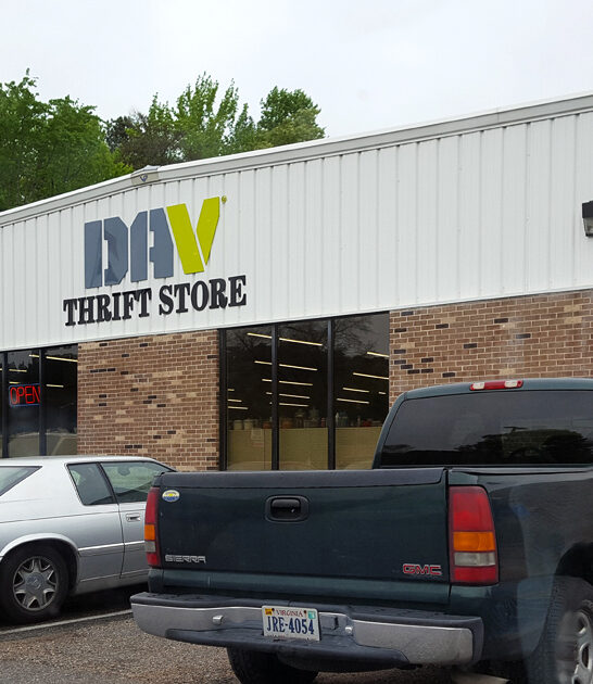 virginia secondhand shop bargains ftr