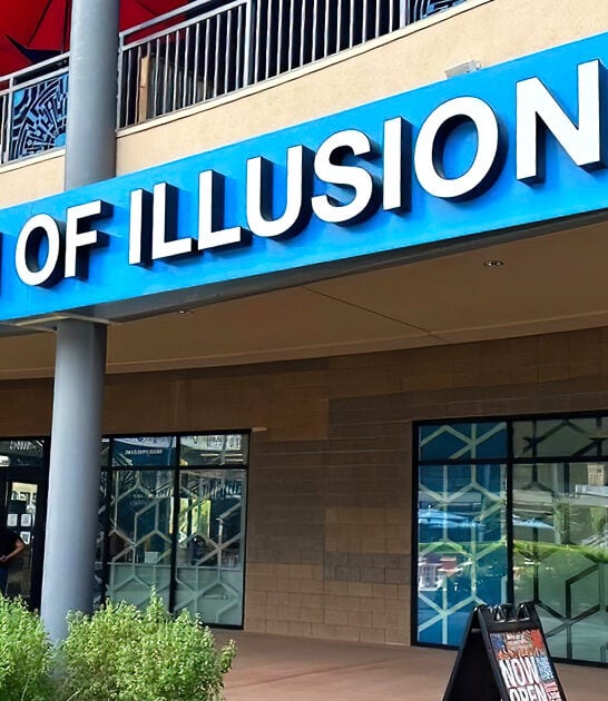 wacky illusions museum arizona ftr