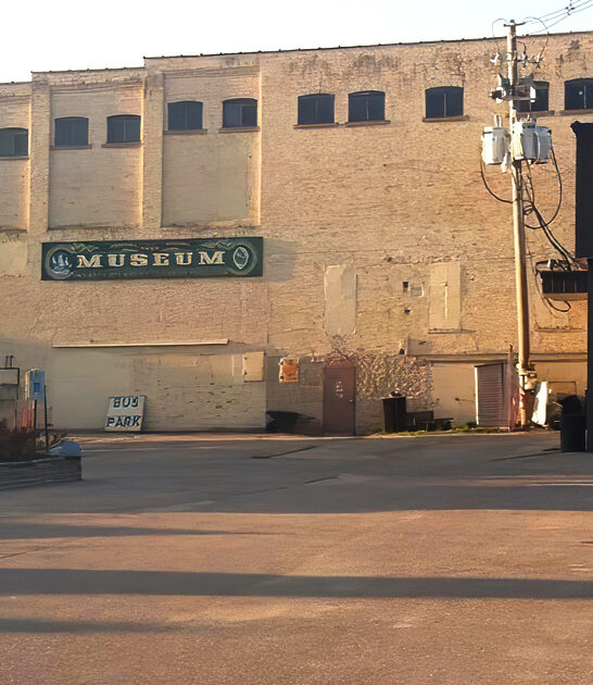 wisconsin vintage stores massive ftr