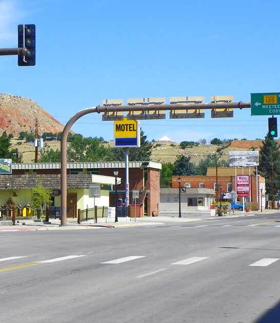 wyoming peaceful cheap towns ftr