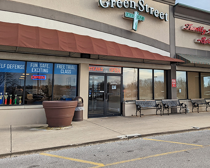 Green Street Pub & Eatery's unassuming strip mall exterior is like Clark Kent &ndash; hiding superhero-level flavors behind those modest doors.