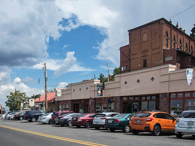 1. explore this historic small town in arizona for a day trip filled with wonder