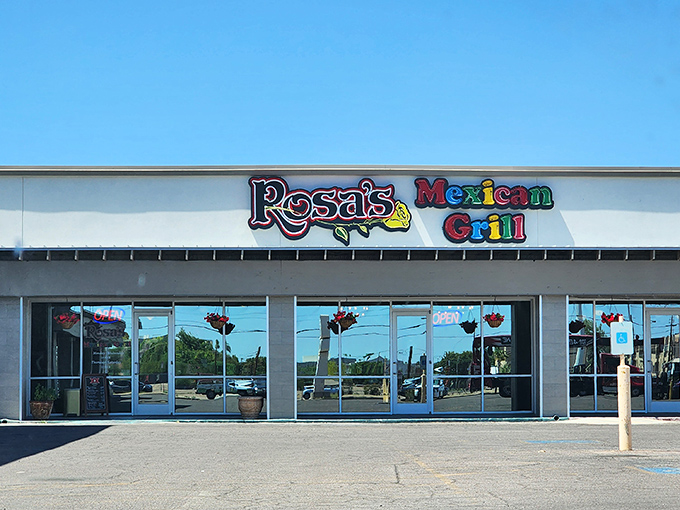 Come on down to Rosa's Mexican Grill in Mesa, Arizona! Great food and friendly faces are waiting for you!