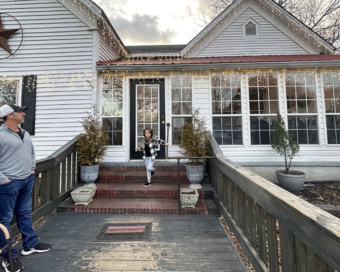 A rustic star adorns the facade, a celestial signpost guiding hungry travelers to this unassuming beef sanctuary.