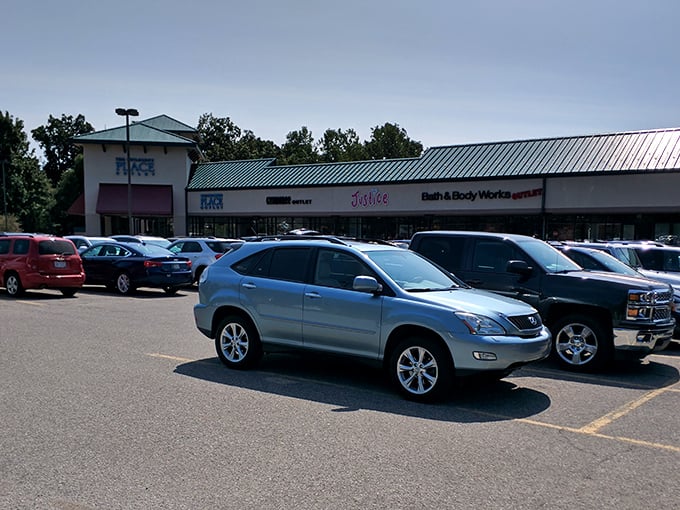 The retail therapy paradise that's worth the drive. The Outlet Shoppes at Fremont welcomes bargain hunters with the promise of designer names at delightful prices.