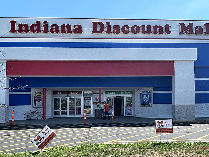 The red, white, and blue fa&ccedil;ade of Indiana Discount Mall stands like a patriotic gateway to bargain paradise. No fancy frills needed when treasures await inside!