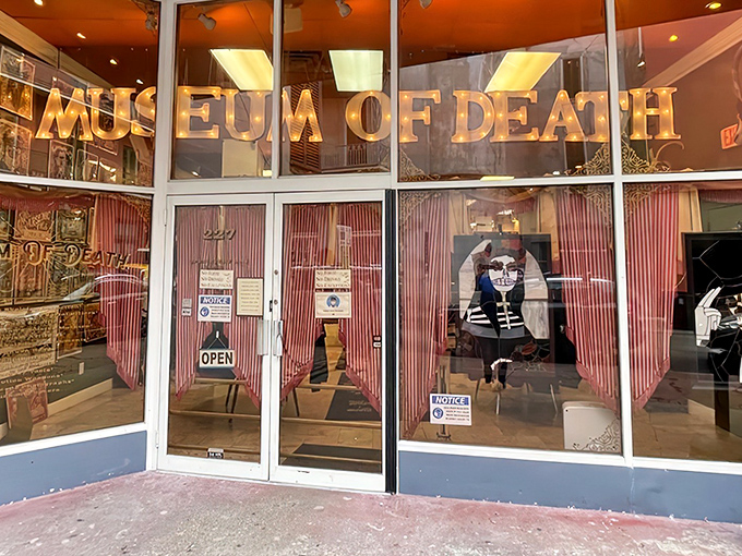 The Museum of Death doesn't exactly whisper its presence&mdash;those bold letters announce exactly what you're getting into.