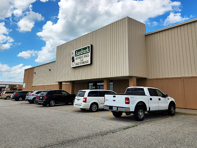 The unassuming exterior of Aardvark Antique Mall – like finding a treasure chest disguised as a regular box in your attic.