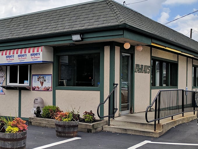 The unassuming exterior of Fa-Ray's hides culinary treasures within, like finding a diamond in your grandmother's cookie jar.