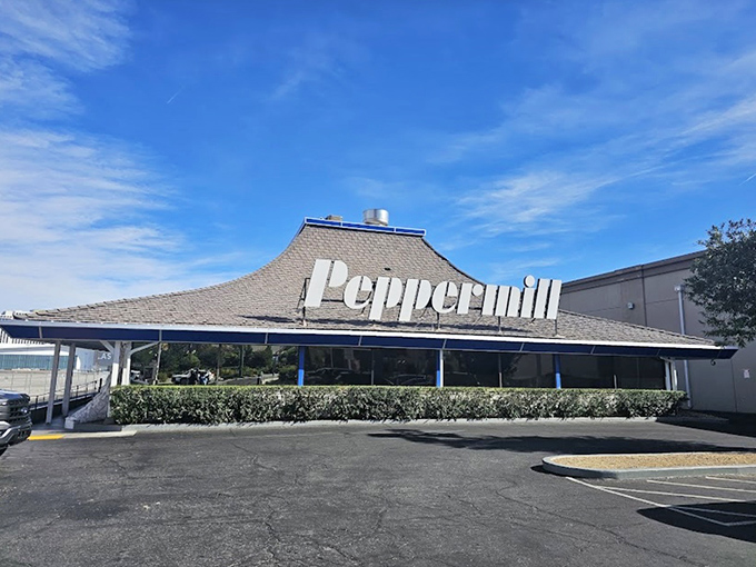 What a spread! Under the Nevada sun, this landmark promises massive portions and a legendary, retro dining experience.