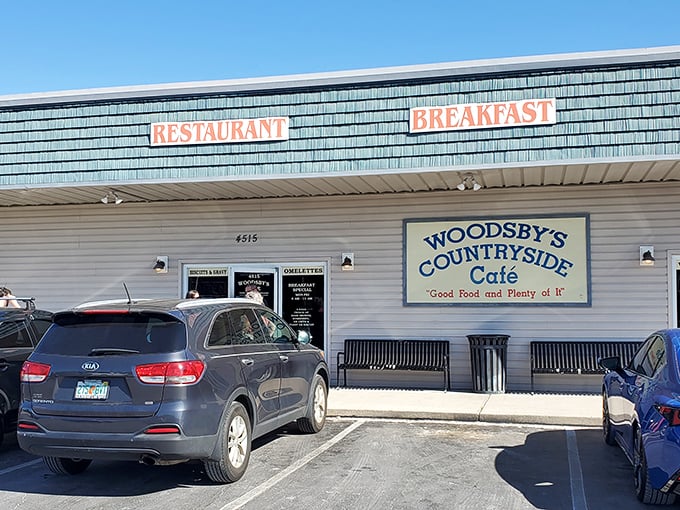 The unassuming exterior of Woodsby's Countryside Cafe promises exactly what Florida needs &ndash; "Good Food and Plenty of It" without any theme park pretensions.