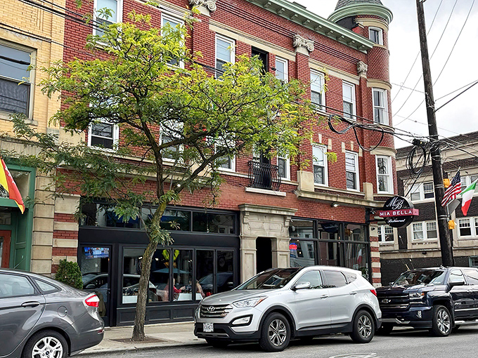 Nestled in Cleveland's Little Italy, Mia Bella's classic brick fa&ccedil;ade promises authentic Italian delights within. Like finding a Fellini film in your streaming queue&mdash;unexpected and delightful.