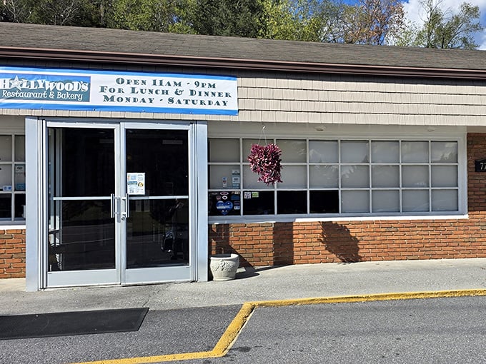 The unassuming exterior of Hollywood's Restaurant & Bakery stands like a culinary speakeasy – no flash, all substance, waiting to reward the hungry traveler with comfort food nirvana.