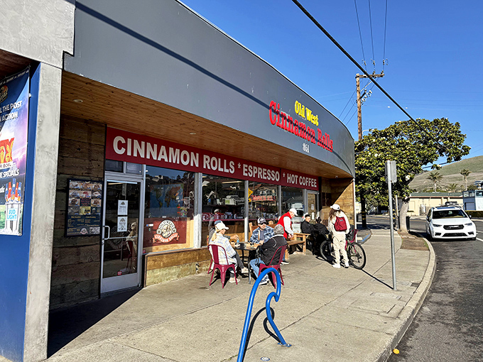 Bathed in California sunshine, this bakery's exterior might be modest, but the line of customers tells the real story. Like a good movie, the best food spots often have a waiting audience.
