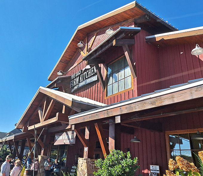 That red barn exterior isn't fooling anyone&mdash;this is where breakfast dreams come true in Sevierville, Tennessee.