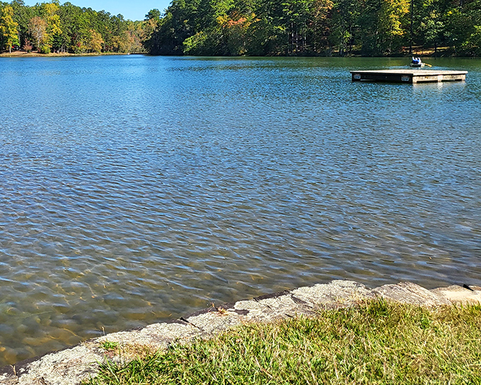 The tranquil lake feels like an open invitation to slow down&mdash;nature&rsquo;s own red carpet, minus the paparazzi.