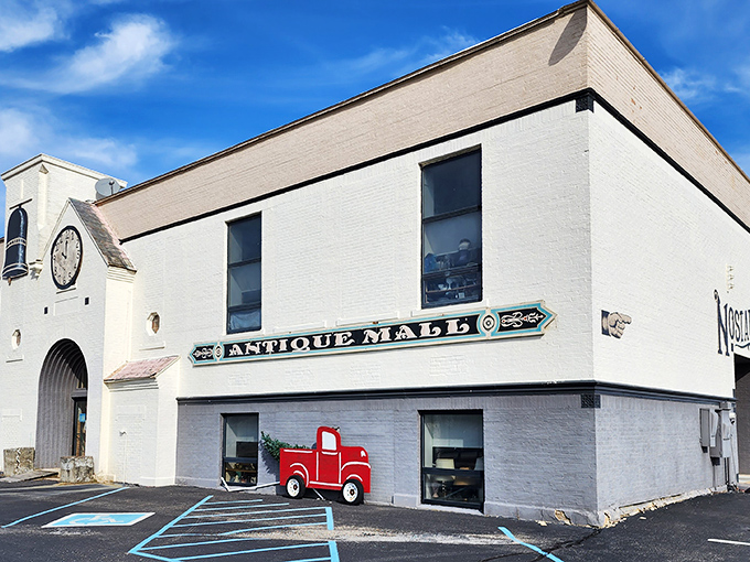 The white brick fa&ccedil;ade of Nostalgia on 9 stands like a time portal on Shelbyville's landscape, complete with that charming red truck decoration beckoning bargain hunters inside.