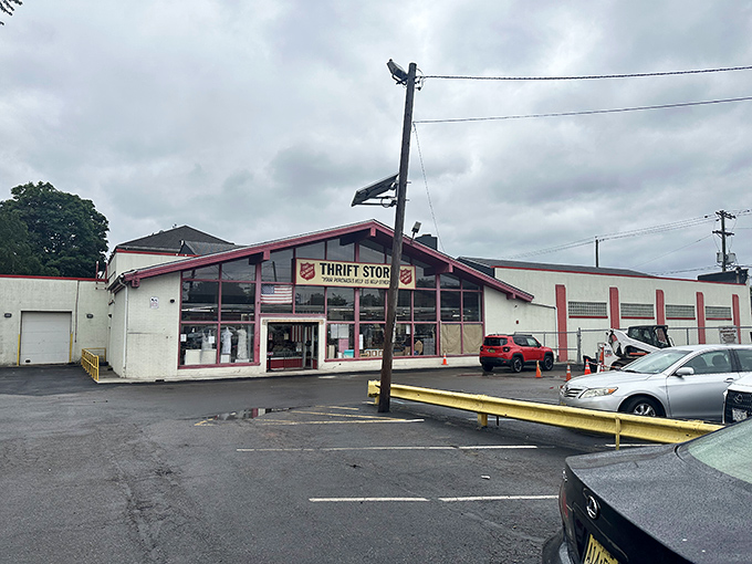 From the outside, it&rsquo;s easy to pass by&mdash;but step in, and you&rsquo;ll discover a hidden haven where every bite feels like a well-kept secret.