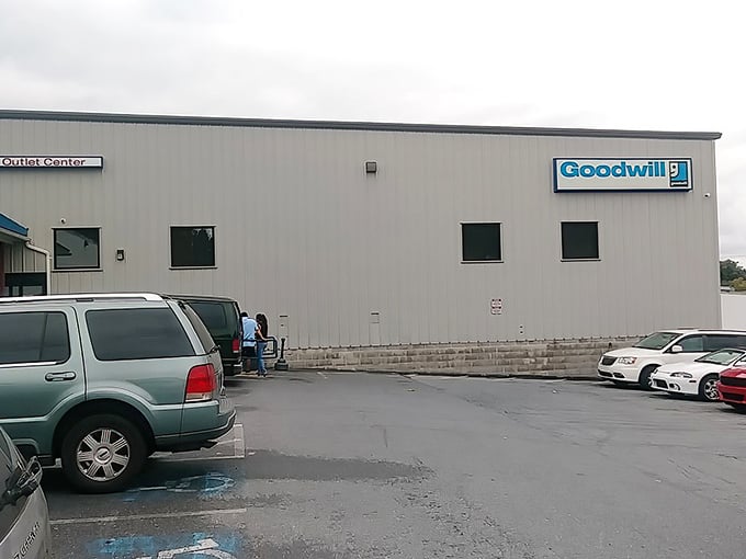 From this angle, you'd never guess that beyond these metal walls lies a bargain hunter's paradise. It's the retail equivalent of a hole-in-the-wall restaurant with a Michelin-worthy menu.