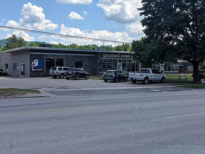 That landscaping alone tells you someone's taking pride in this place before you even step inside. 