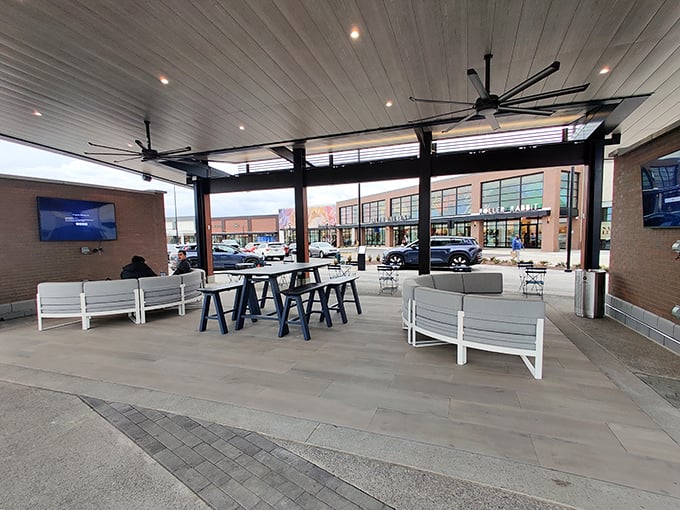 The modern rest pavilion at Tanger Outlets Nashville offers shoppers a civilized breather between retail adventures. Those ceiling fans are retail therapy's unsung heroes.