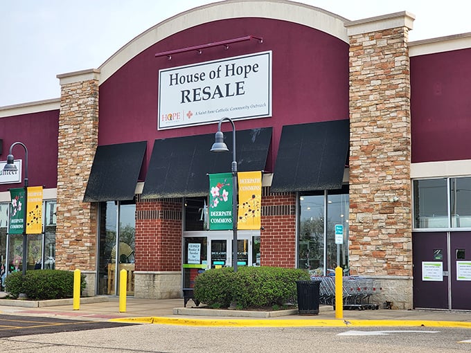 The burgundy awning and stone facade of House of Hope Resale beckons bargain hunters like a siren call to treasure-seeking sailors. 
