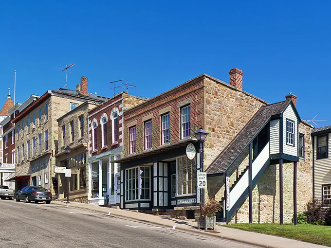 The sloping streets of Mineral Point showcase a delightful architectural medley – limestone, brick, and timber telling stories from different centuries.