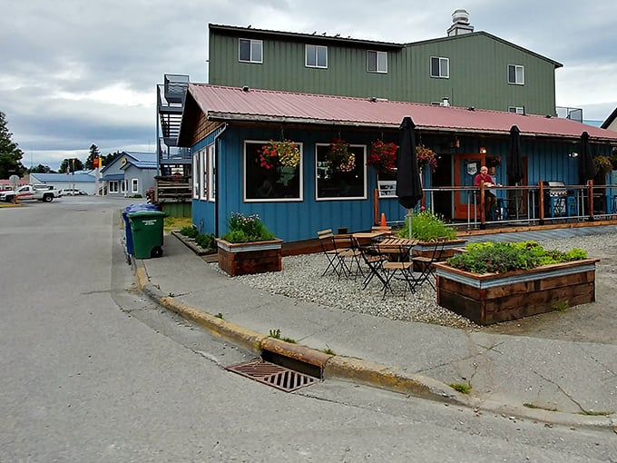 This cozy blue waterfront spot with its vibrant planters feels like Alaska's answer to seaside caf&eacute;s everywhere.