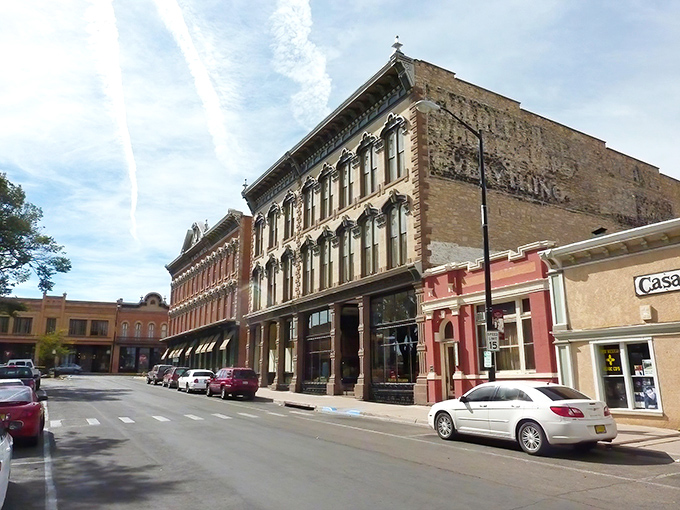 These Victorian facades have been standing proud since the 1880s, outlasting several fashion trends and approximately 47 New Year's resolutions.
