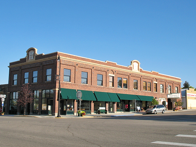 Those Wyoming sunsets paint the sky like nature's own masterpiece &ndash; no filter needed for this small-town magic.