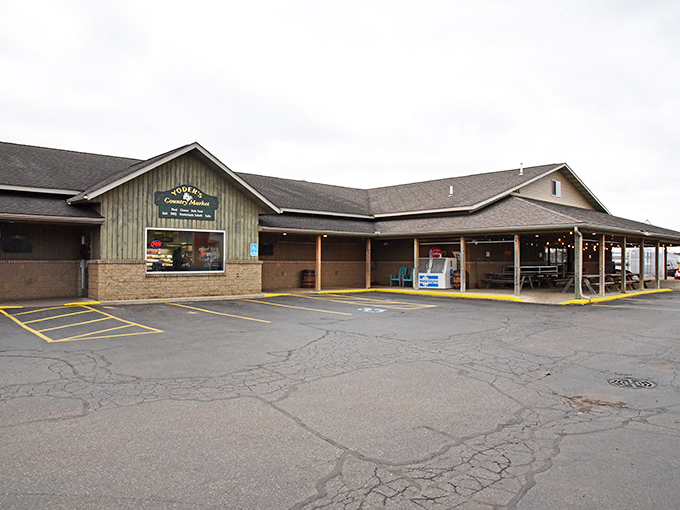 The unassuming exterior of Yoder's Country Market proves once again that culinary treasures often hide behind the most modest facades. Who needs fancy architecture when sandwich perfection awaits inside?