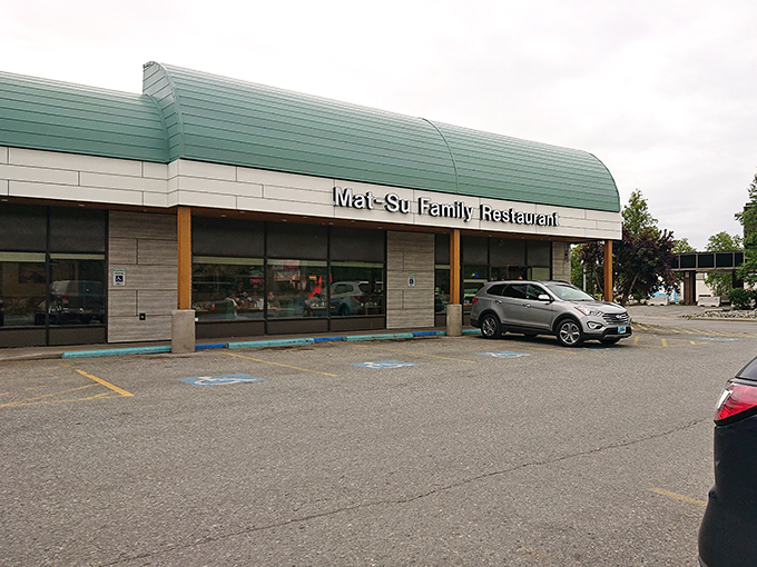 Modern meets timeless &ndash; this green-roofed gem proves great breakfast doesn't need fancy architecture.