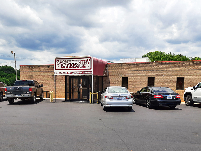 Stop by BackCountry Barbeque for a satisfying meal! Locals say this humble North Carolina joint has the state's best beef sandwich.