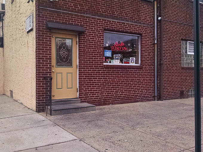 The unassuming brick fa&ccedil;ade of Stock's Bakery hides Philadelphia's worst-kept secret: buttercake that would make angels weep with joy.