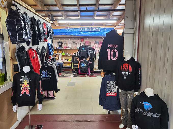 Anime fans rejoice! This clothing stall offers everything from Dragon Ball Z hoodies to Messi jerseys&mdash;pop culture paradise under one roof.