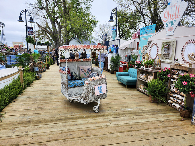 A turquoise dream come true! This Shell Shop display proves that coastal vibes can thrive perfectly in landlocked Nebraska.