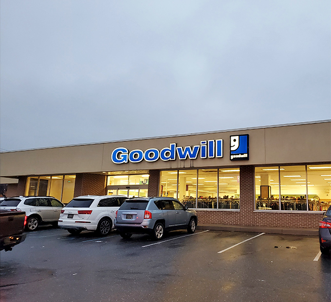 Evening light transforms this thrift mecca into a beacon for bargain seekers and vintage enthusiasts alike.