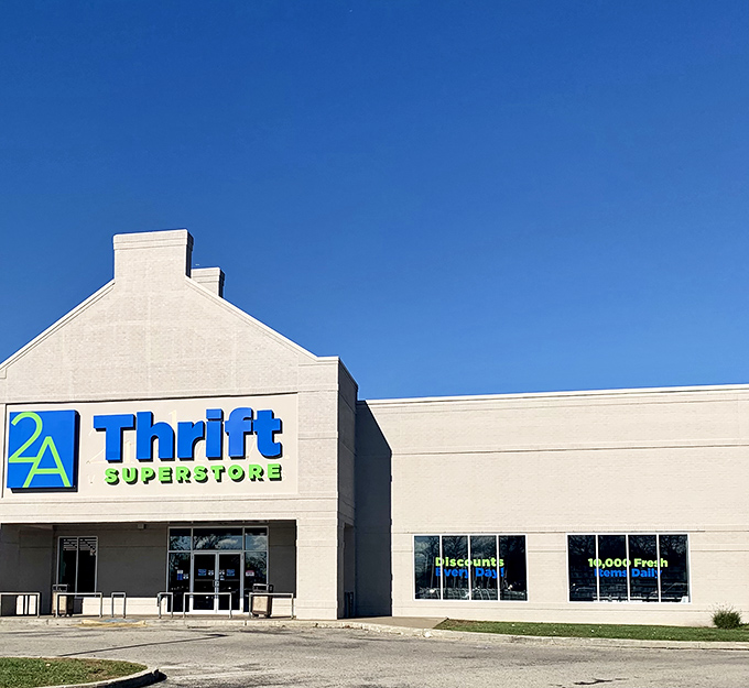 The unassuming exterior of 2nd Ave Thrift Superstore—where treasure hunters begin their quest for secondhand gold in Philadelphia.