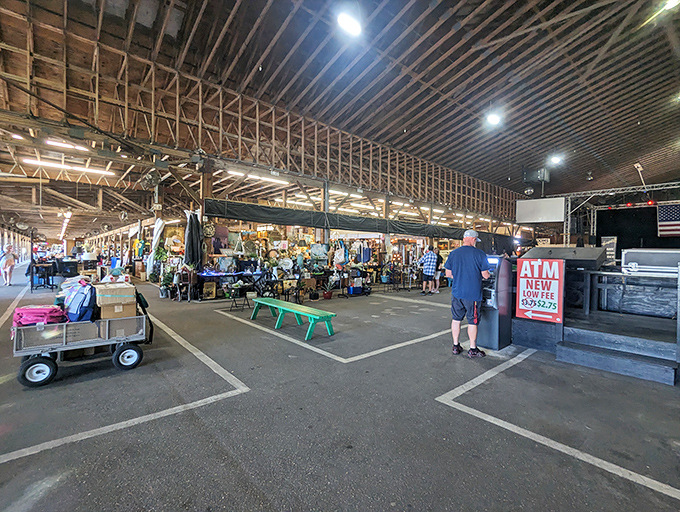 The cavernous interior of Fleamasters beckons with endless possibilities. Those wooden beams have witnessed thousands of "I can't believe I found this!" moments.