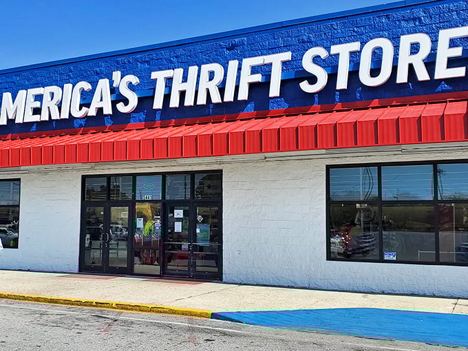 The red, white, and blue facade isn't just patriotic&mdash;it's a beacon calling to treasure hunters from across Alabama. Bargain paradise awaits!