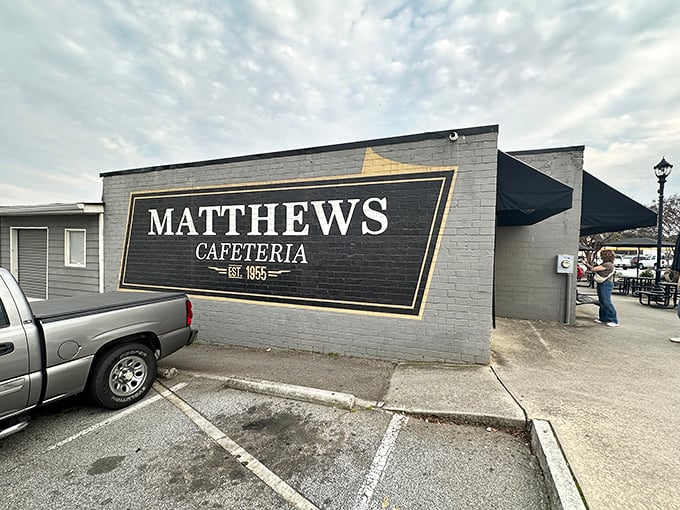 Welcome to Matthews Cafeteria! We've been serving up delicious, comforting meals in Tucker, Georgia, since 1955.