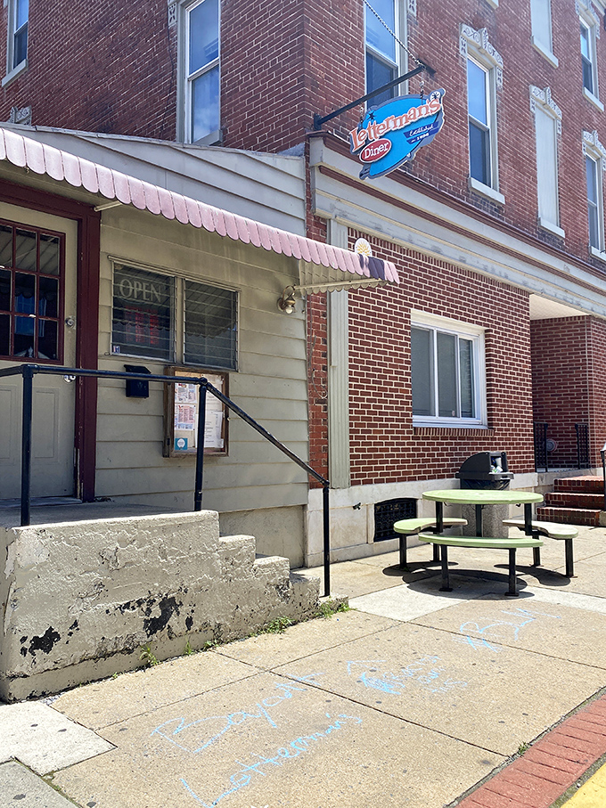 The unassuming exterior of Letterman's Diner proves once again that the best breakfast spots don't need flashy facades&mdash;just follow the locals and your nose.