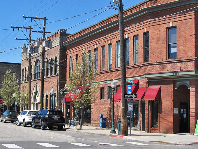 Historic brick buildings line Sandpoint's downtown, where shopping local isn't just a slogan&mdash;it's the only sensible way to spend an afternoon.