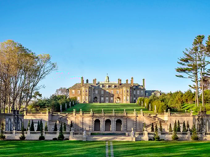 The grand fa&ccedil;ade of Castle Hill stands like European royalty who accidentally took a wrong turn and landed in Massachusetts.