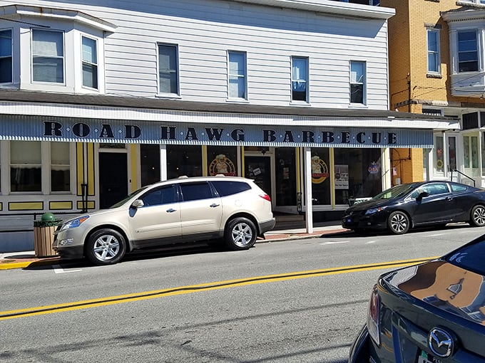 Road Hawg boasts its classic small-town exterior. Like Clark Kent's glasses, this modest facade conceals superhero-level barbecue powers.