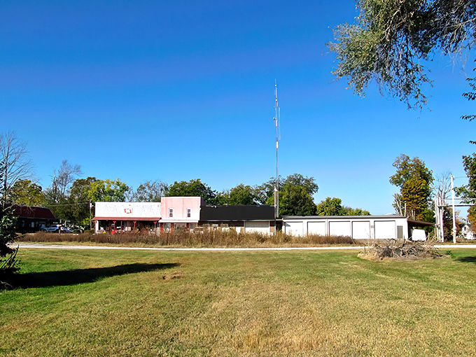 A slice of small-town America where time moves slower than your grandma's internet connection. Ethridge's main street stands as a testament to simpler days.